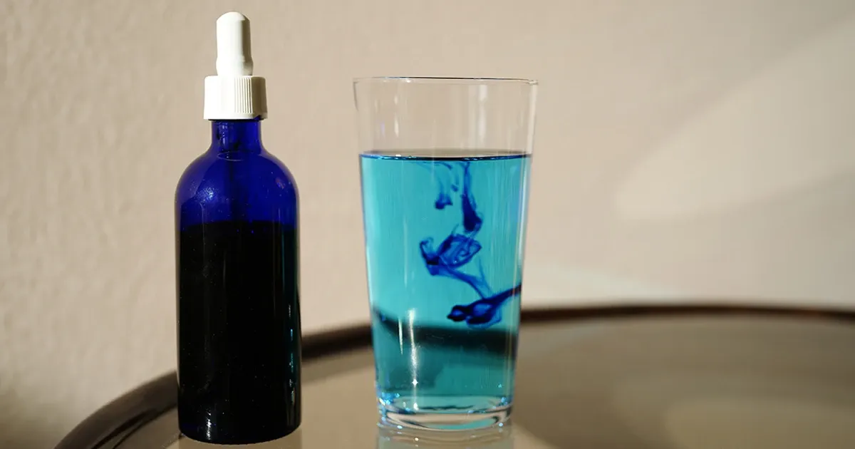 Los beneficios del azul de metileno en su piel